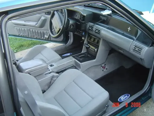 HELP - Need pic of a grey interiored fox with grey Corbeau gtsII seats ...